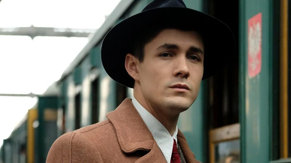 Harry Chase | World on Fire Wiki | Fandom