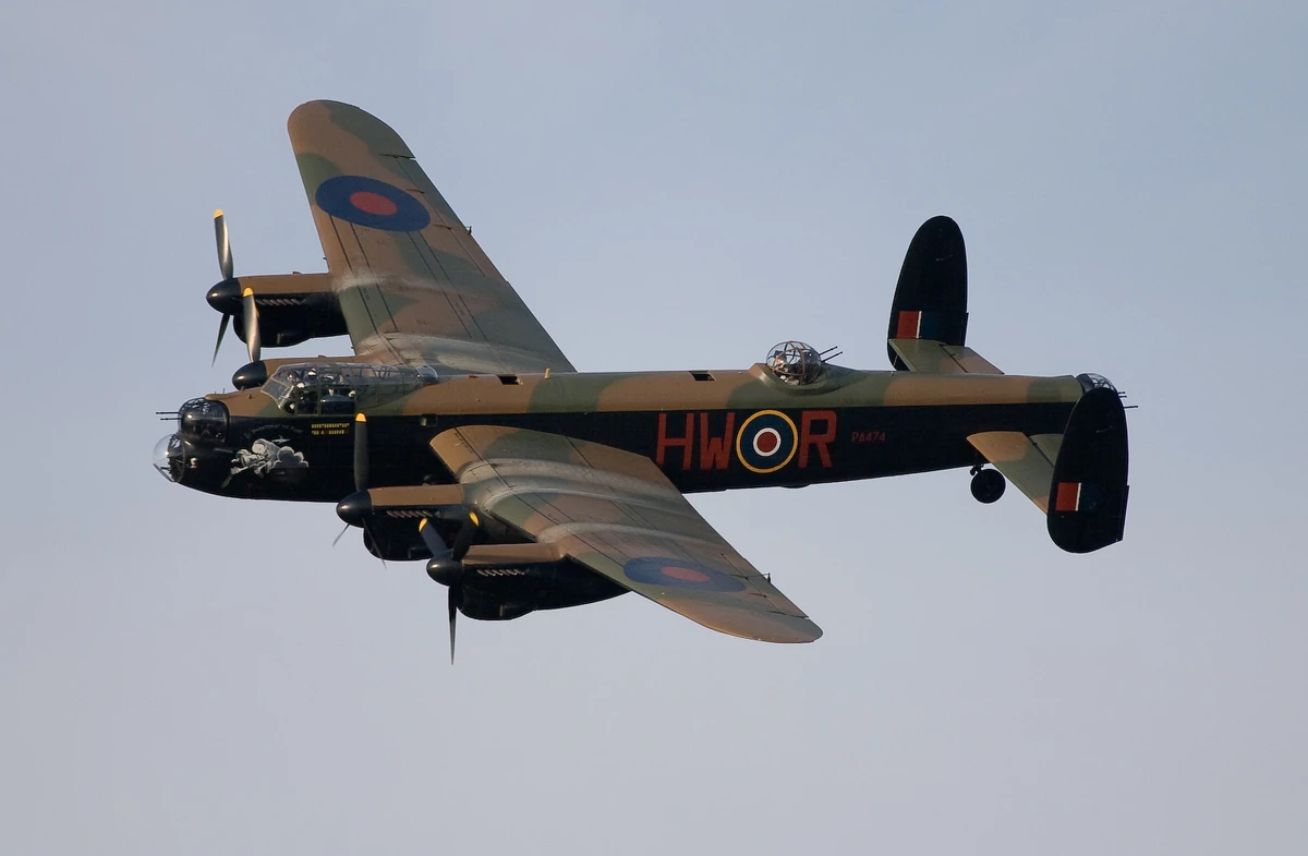 Avro Lancaster | World War II Wiki | Fandom