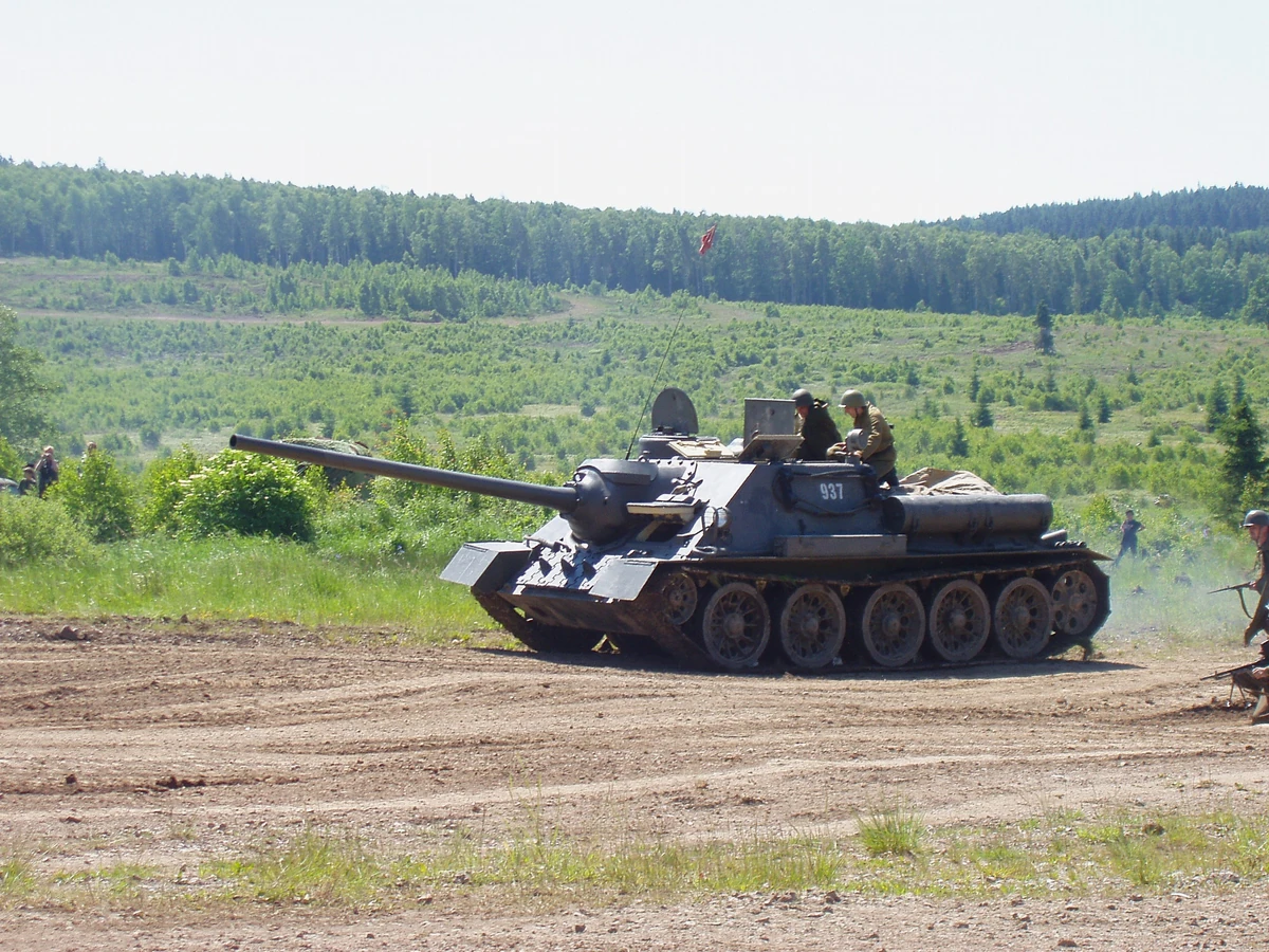 D-10 Tank Gun (100 mm) | World War II Wiki | Fandom