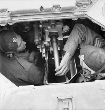 Ordnance QF 2-pounder | World War II Wiki | Fandom
