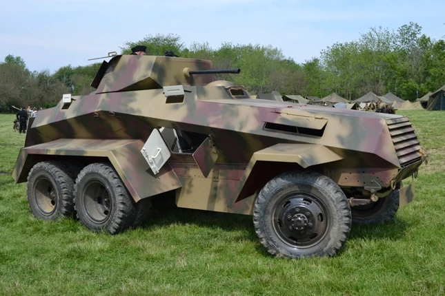 SdKfz 231 Leichter Panzerspähwagen | World War II Wiki | Fandom
