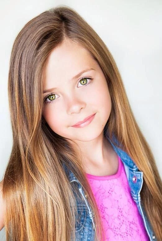 Mia Hays | Blantonverse Wiki | Fandom