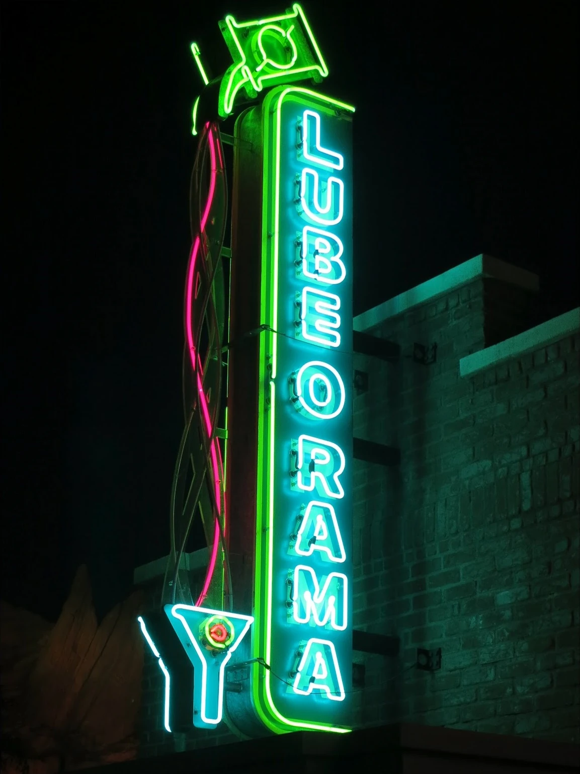 Lube-O-Rama | Pixar Cars Wiki | Fandom