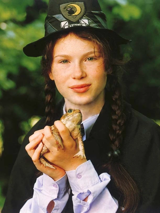 Category:Red sash | The Worst Witch Wiki | Fandom