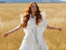 Mrs. Whatsit | Wrinkle in Time Wiki | Fandom