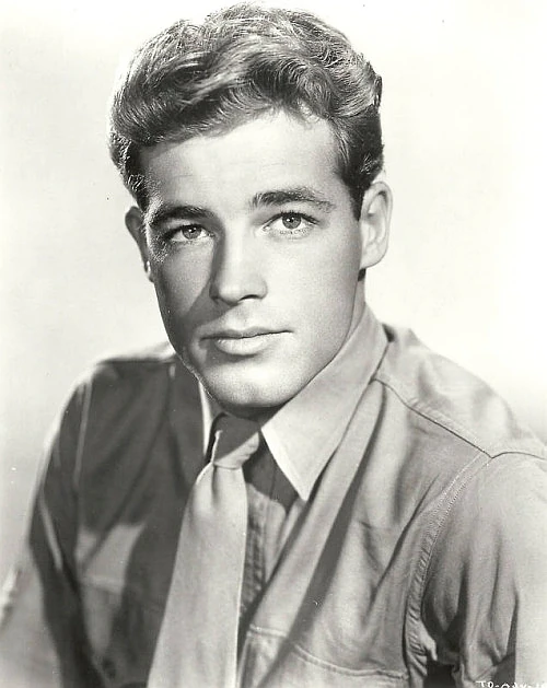 Cliff Harper | WW2 Movie Characters Wiki | Fandom