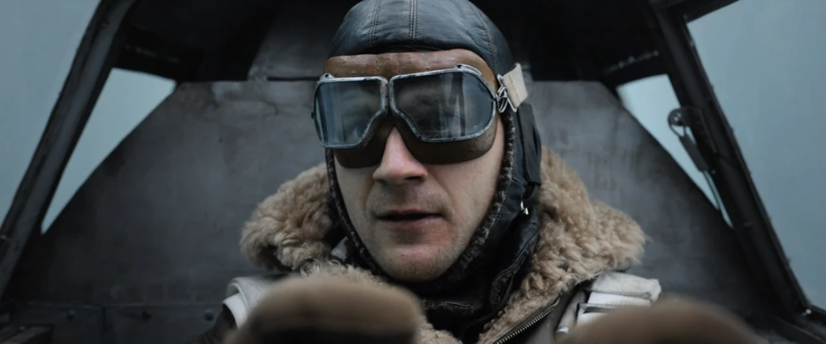 Rear Gunner (The Pilot. A Battle for Survival) | WW2 Movie Characters ...