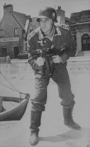 German Soldier (Combat!) | WW2 Movie Characters Wiki | Fandom