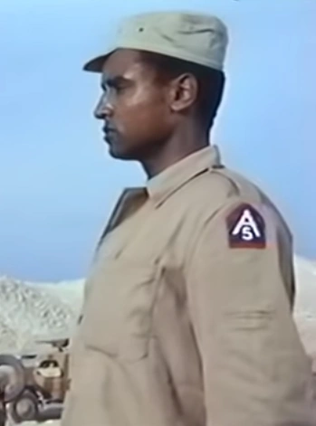 Russell (Heroes Without Glory) | WW2 Movie Characters Wiki | Fandom