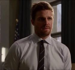 Oliver Queen (Arrowverse) | Who’s Who In Comic Book Movies Wikia | Fandom