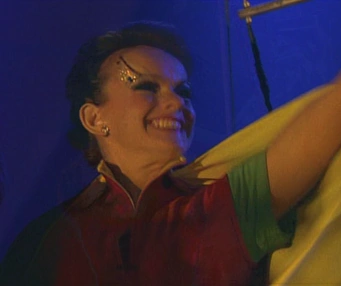 Mary Grayson (Burtonverse) | Who’s Who In Comic Book Movies Wikia | Fandom