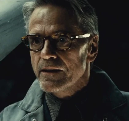 Alfred Pennyworth (DCEU) | Who’s Who In Comic Book Movies Wikia | Fandom