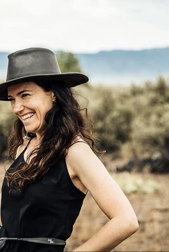 April Mullen | Wynonna Earp Wiki | Fandom