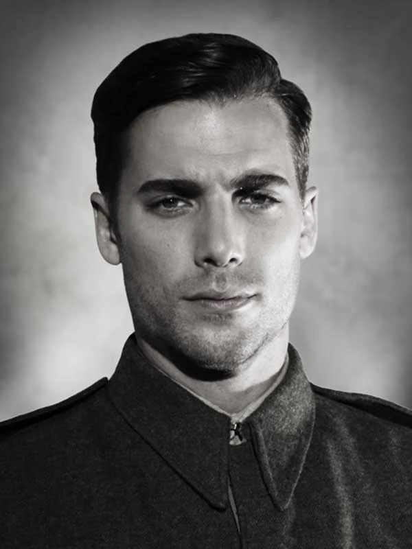 Tom Cummings | X Company Wiki | Fandom