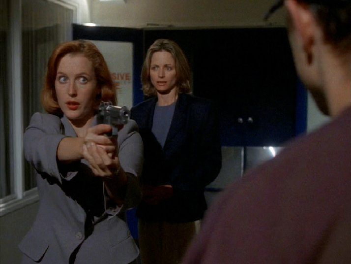 Smith and Wesson 5906 | X-Files Wiki | Fandom