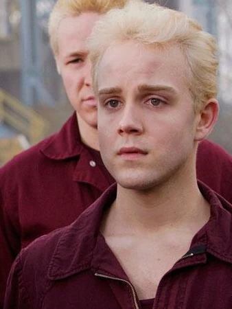Pietro Maximoff ( Lehnsherr) / Quicksilver | X Men Movies Canon Wiki ...