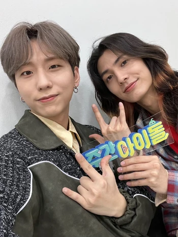 Gun-il & Jooyeon | Xdinary Heroes Wiki | Fandom