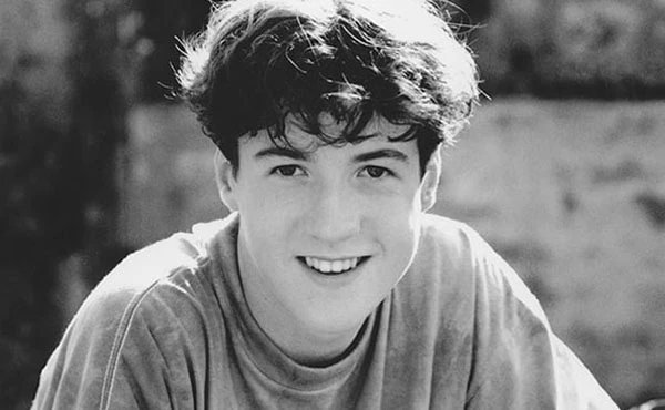 Rhestr o gymeriadau Rownd a Rownd | Wici Y Cyfryngau Cymraeg | Fandom