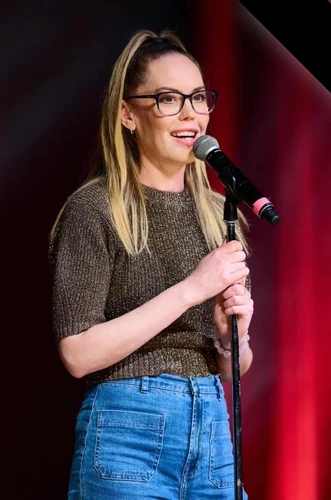 Stephanie Broadbridge | Yeah Mad Wiki | Fandom