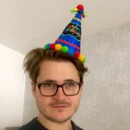 Tom Bates | Yogscast Wiki | Fandom