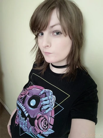 Zoey Proasheck | Yogscast Wiki | Fandom