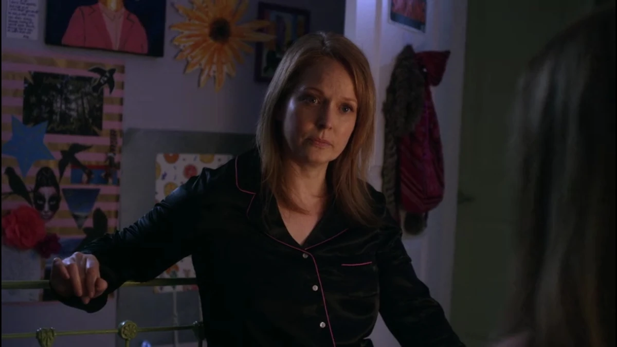 Lori Matherfield | You Me Her Wiki | Fandom