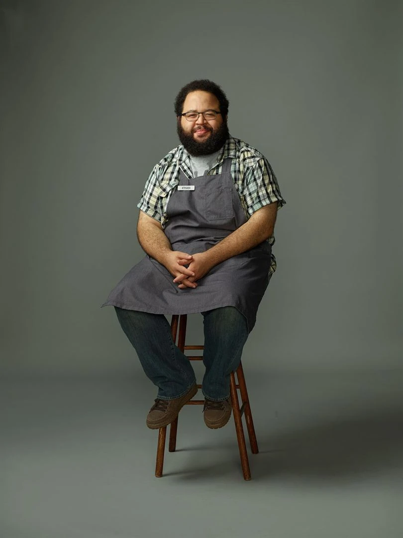 Ethan Russell | Wiki You | Fandom