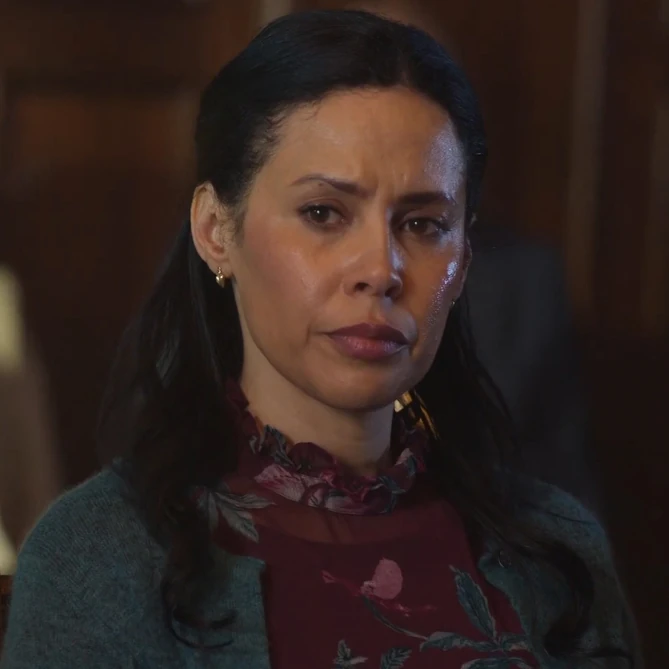 Linda | Young Royals Wiki | Fandom