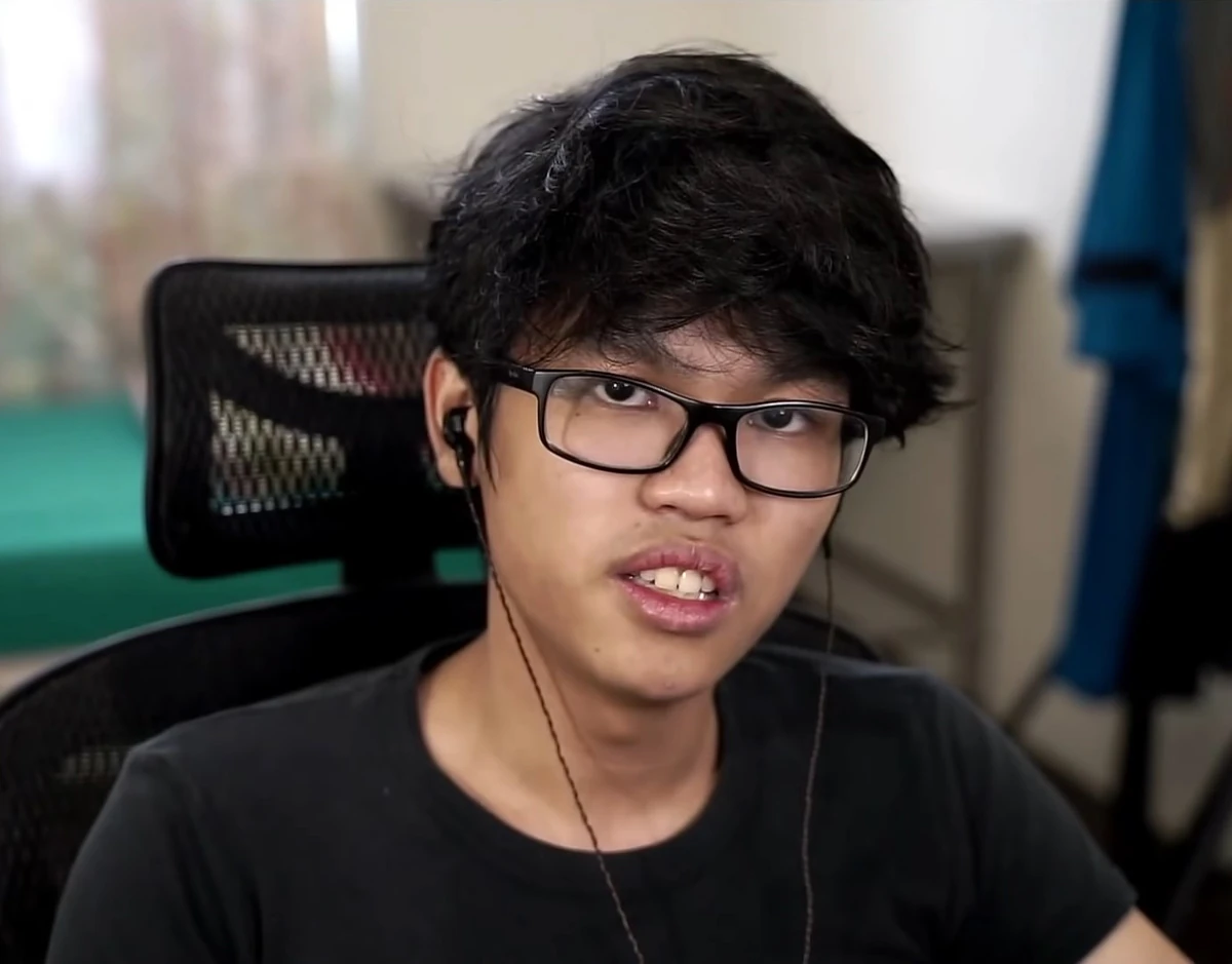 Azrealon | Wikitubia | Fandom