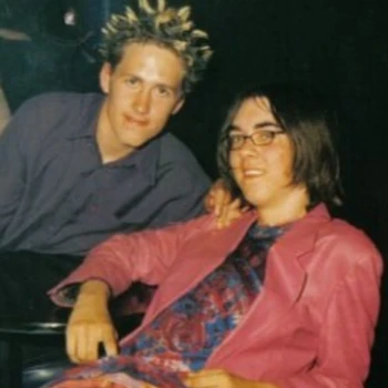 ǝןƃuɐW ǝoᒋ | Wikitubia | Fandom