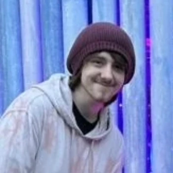 XanyLeaves | Wikitubia | Fandom