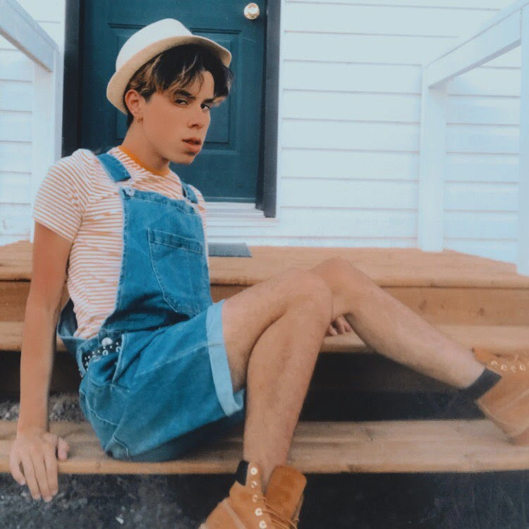 Jaydon Larry | Wikitubia | Fandom