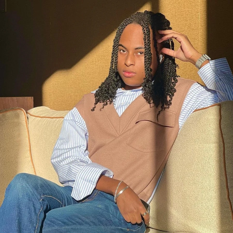 Roy Dubois | Wikitubia | Fandom