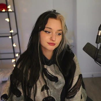 Niki Nihachu | Wikitubia | Fandom