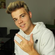 AlexV | YouTube Wiki | Fandom