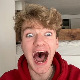 TommyInnit | Wikitubia | Fandom