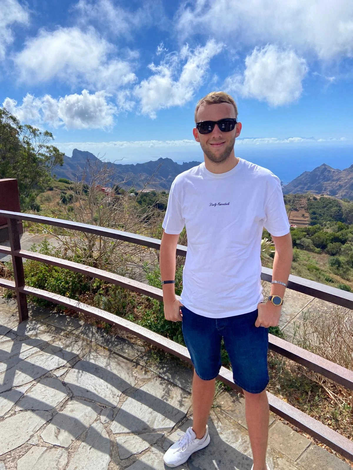 DJCubixTronMusic | Wikitubia | Fandom