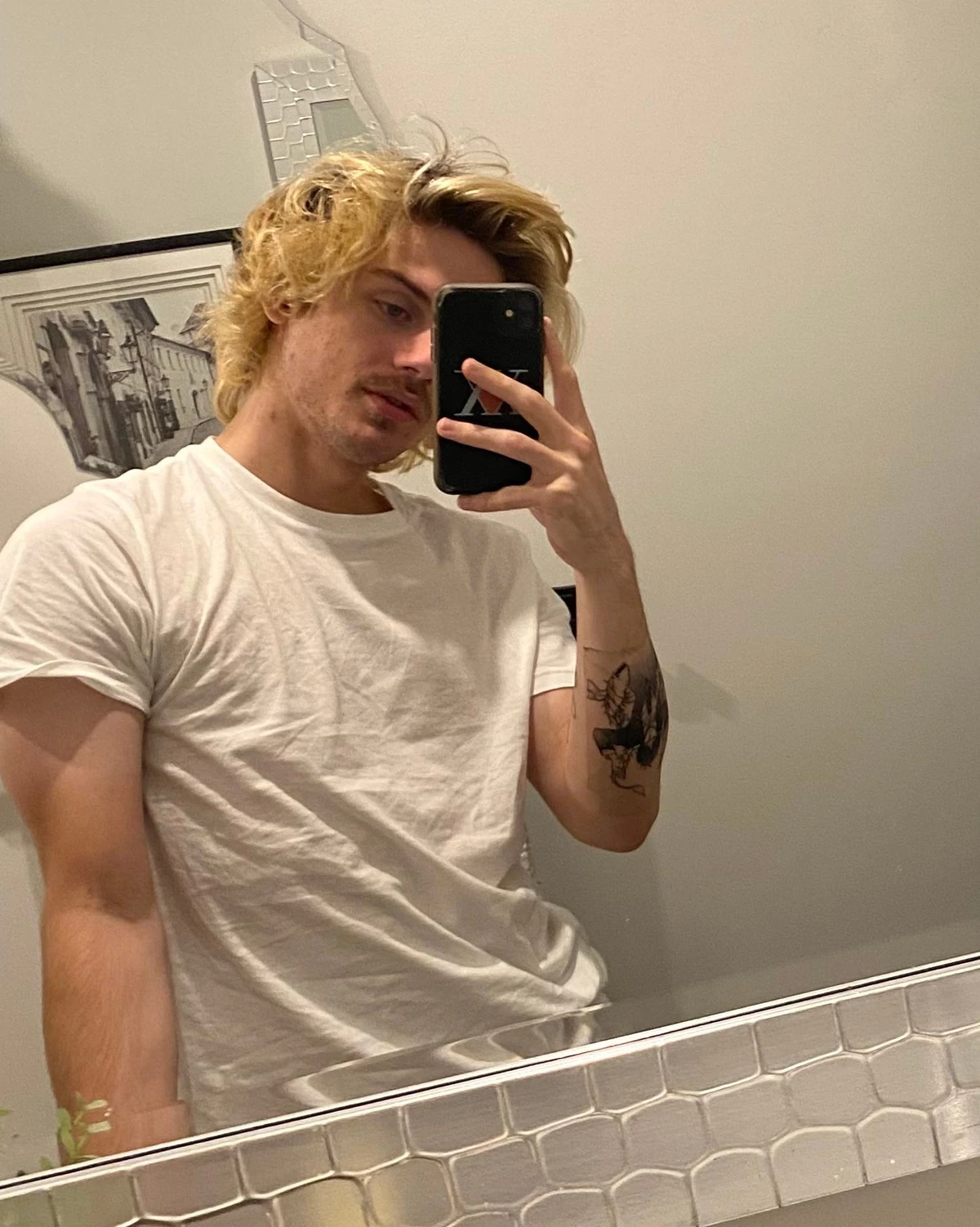 Warn | Wikitubia | Fandom