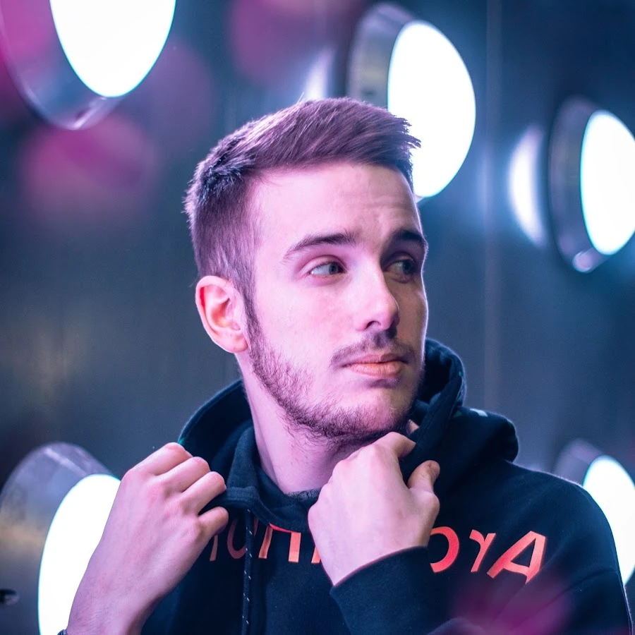 Thomas Pearson | Wikitubia | Fandom