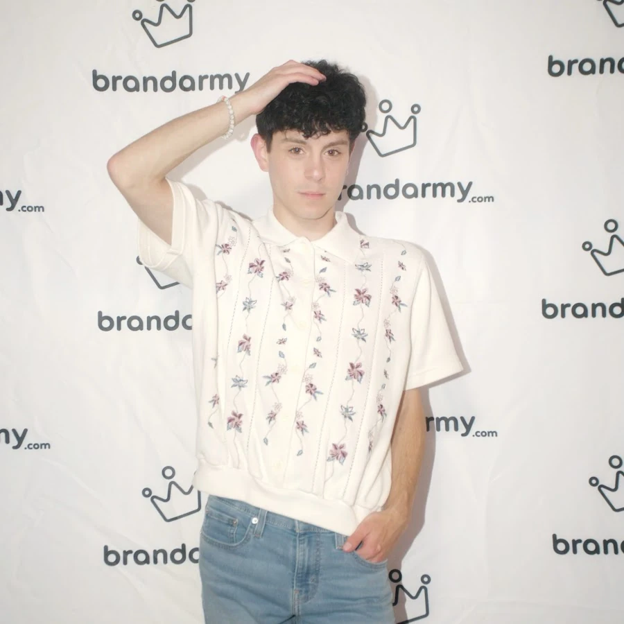 Derek Fry | Wikitubia | Fandom