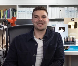 Phone Repair Guru | Wikitubia | Fandom