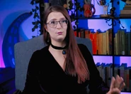 Zoe Bee | Wikitubia | Fandom