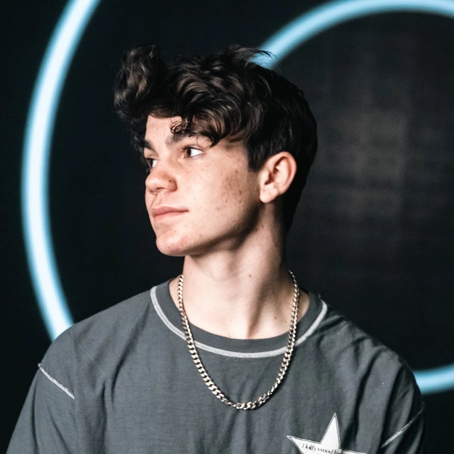 Jentzen Ramirez | Wikitubia | Fandom