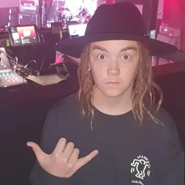 Taj Farrant | Wikitubia | Fandom