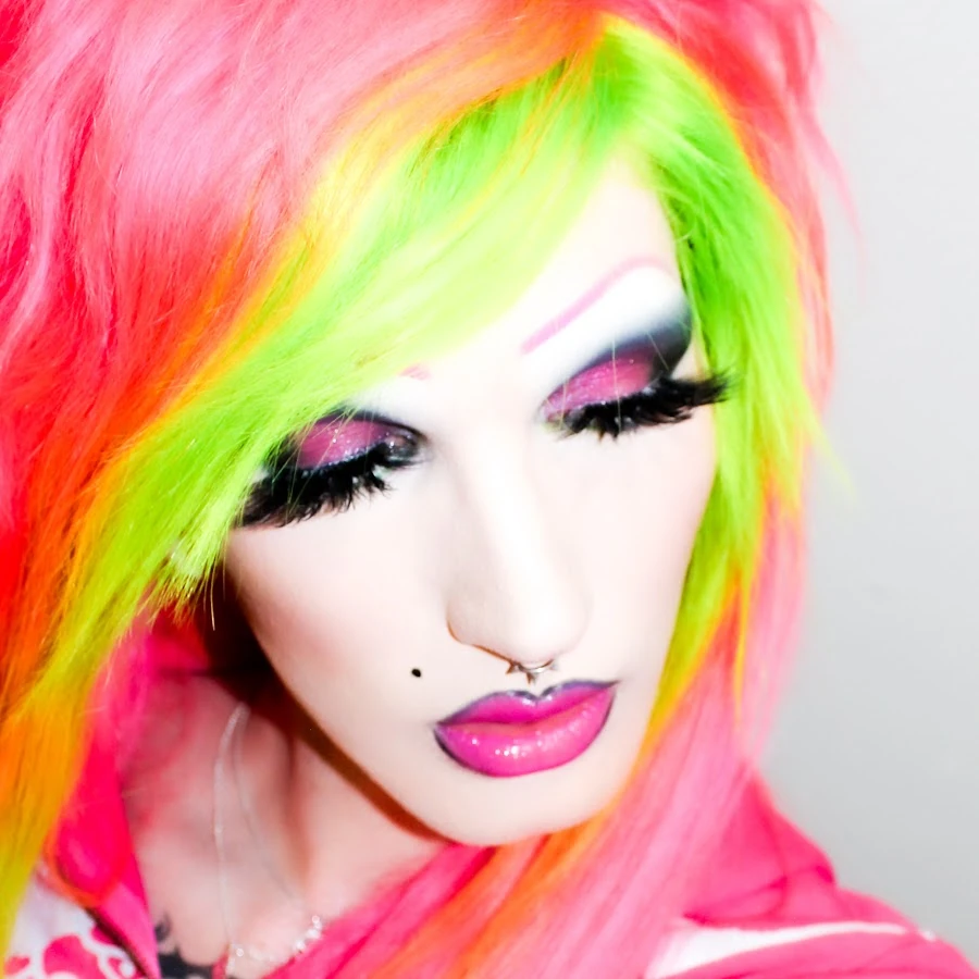 6arelyhuman | Wikitubia | Fandom