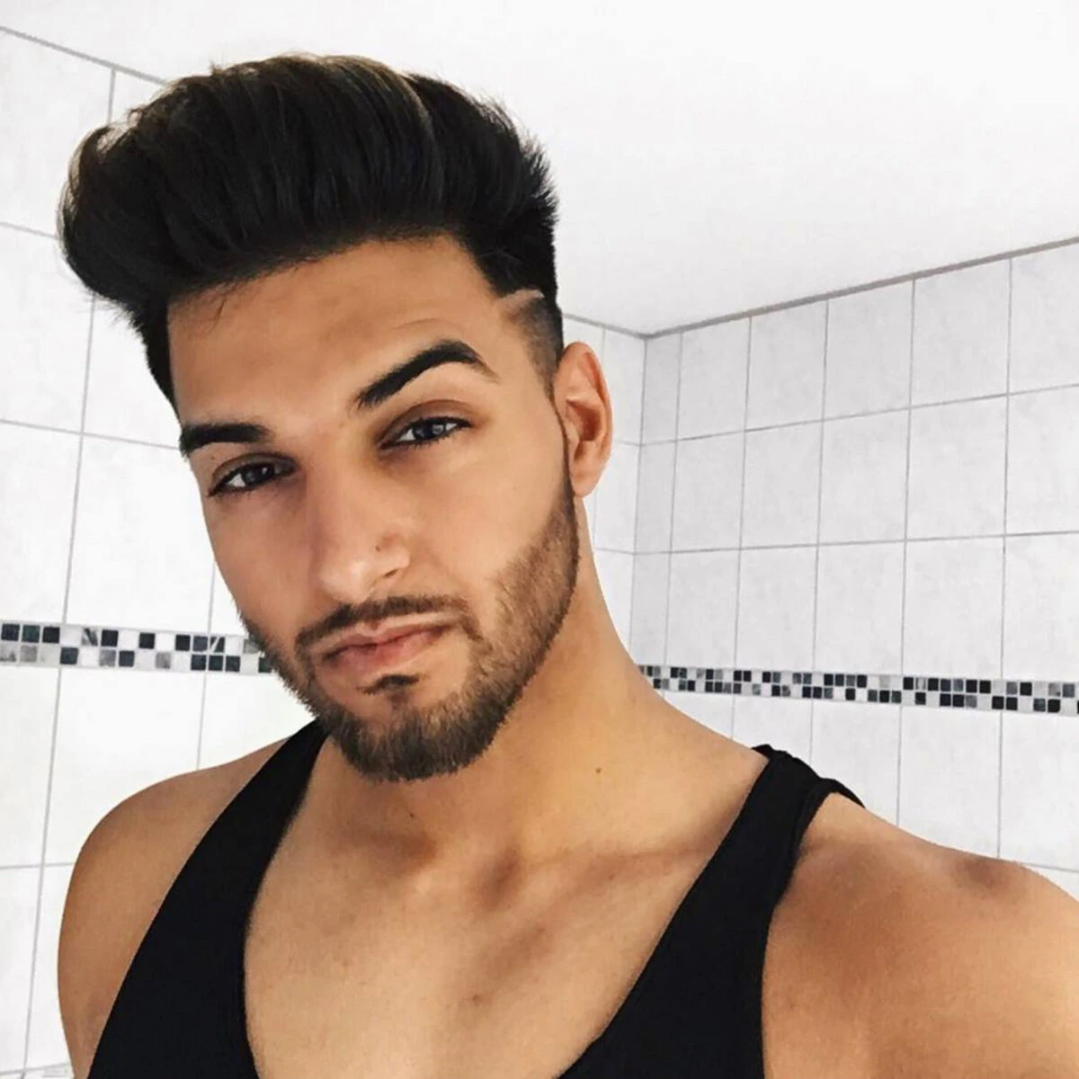 ApoRed | YouTube Wiki | Fandom