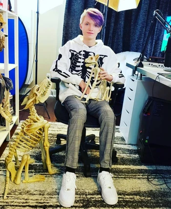 JixxyJax | Wikitubia | Fandom