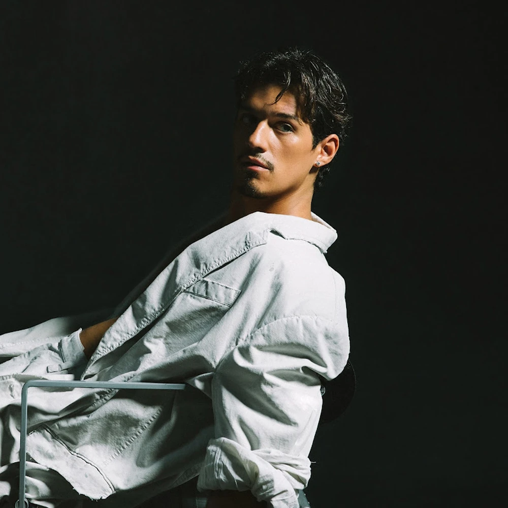 Omar Apollo | Wikitubia | Fandom