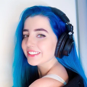 Gee Nelly | Wikitubia | Fandom