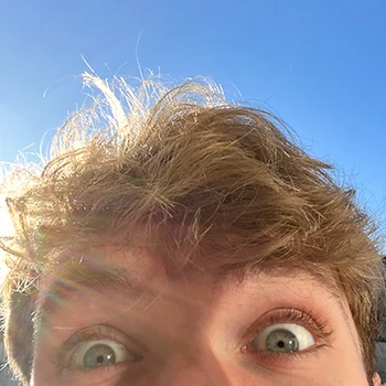 TommyInnit | Wikitubia | Fandom